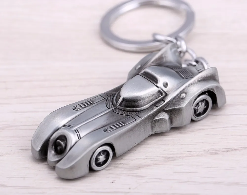 The Dark Knight Car Keychain Batmobile Man V Alloy Pendant Toy Keyring ...