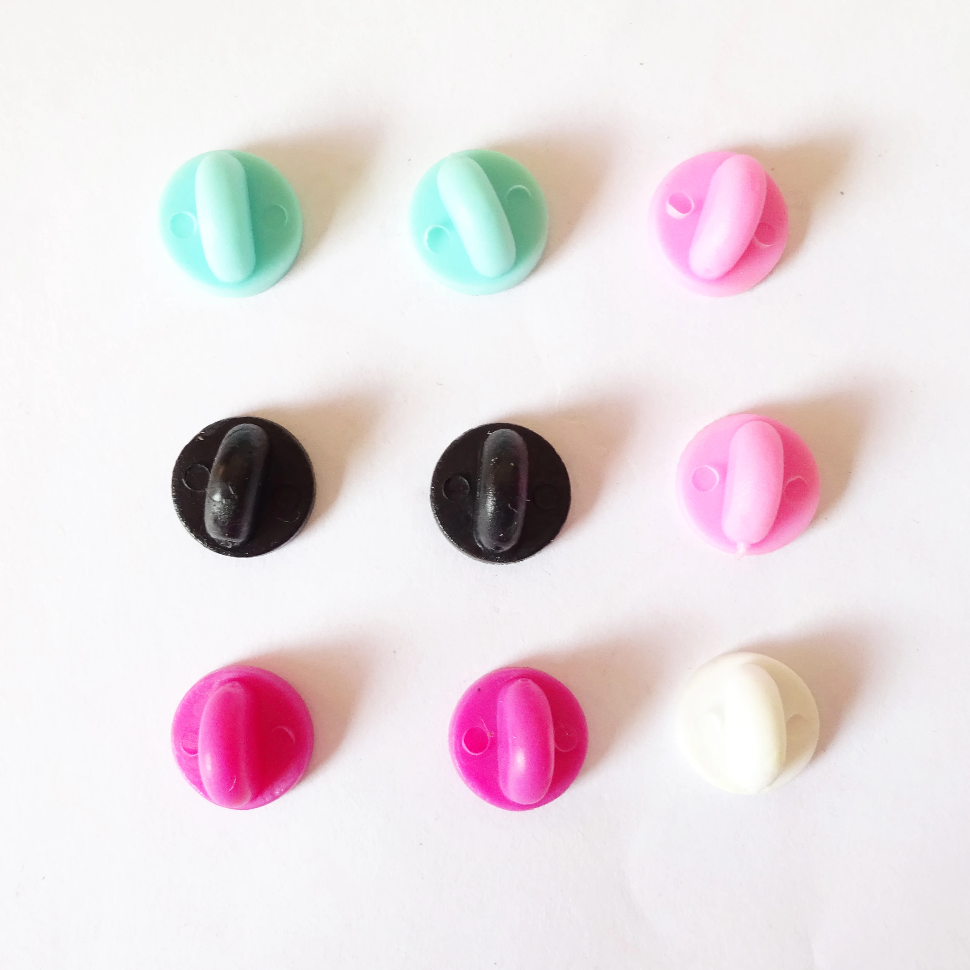 Various Color Rubber Pin Back Pvc Clutch Plastic Pin Back - Buy Rubber ...