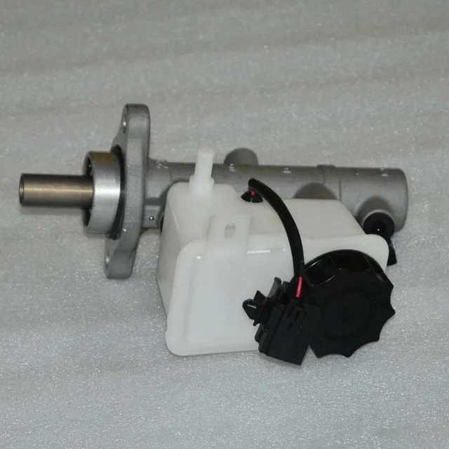OEM Car Brake Master Cylinder for Toyota Land Cruiser 47201-60570 47201 ...
