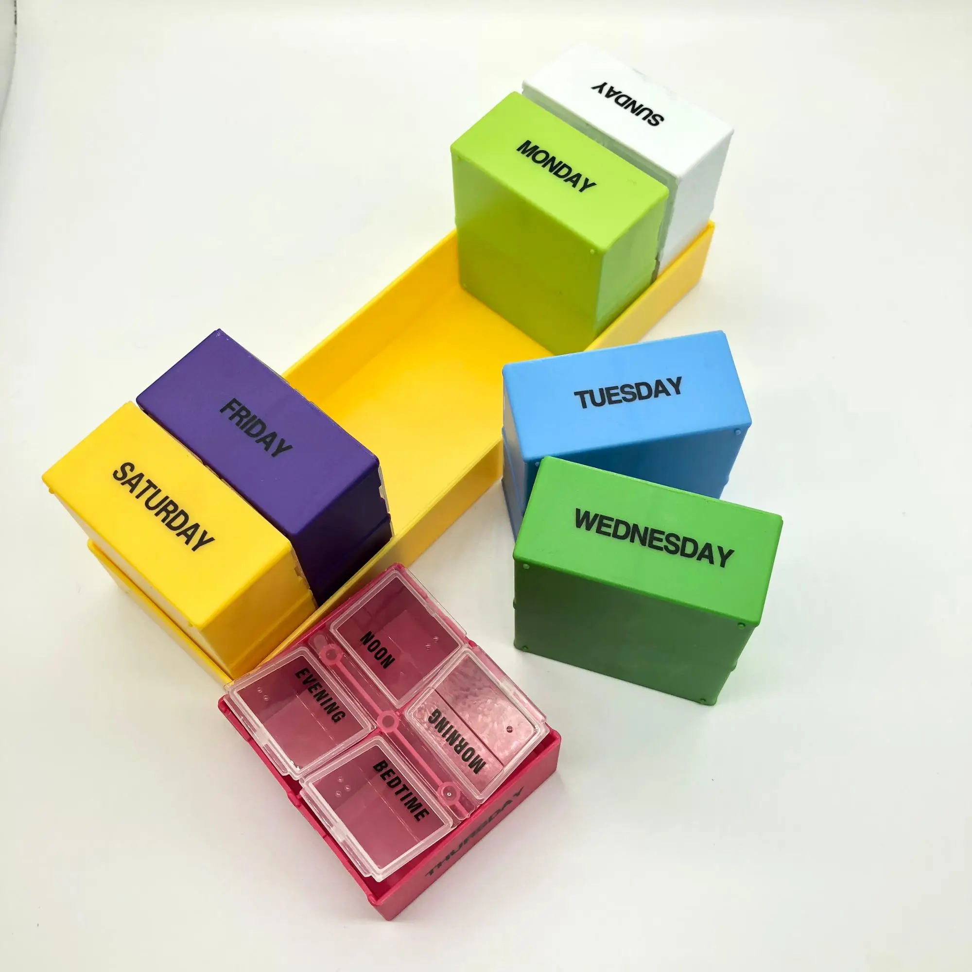 High Capacity Colorful Weekly Medicine Organiser / 4 Times a Day Pill ...