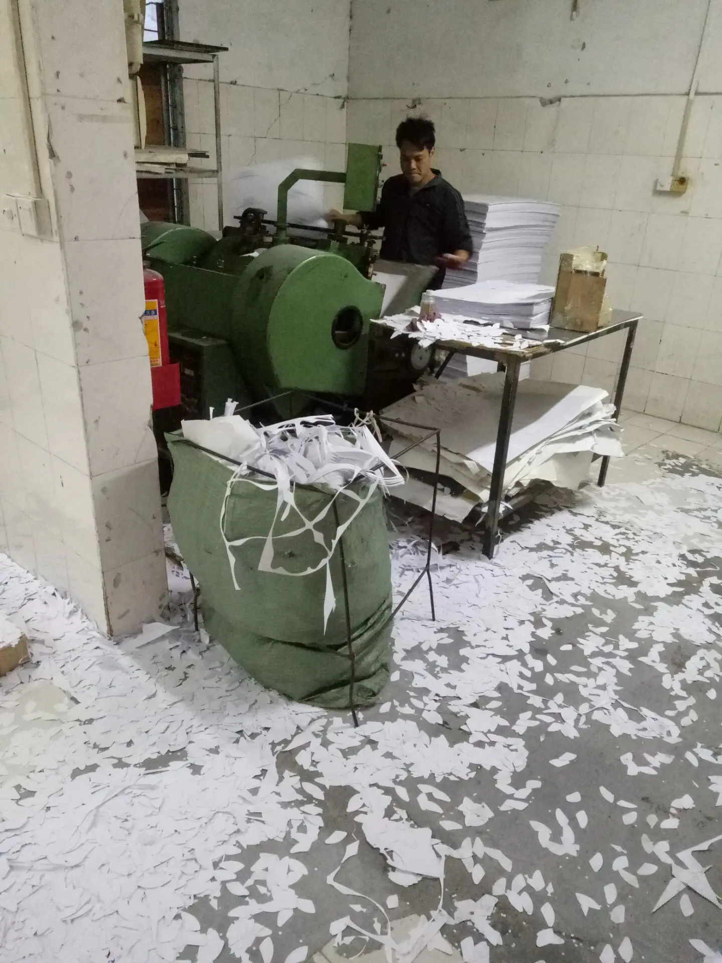 Fine Paper Paint Strainer - 125 Micron Mesh Filter