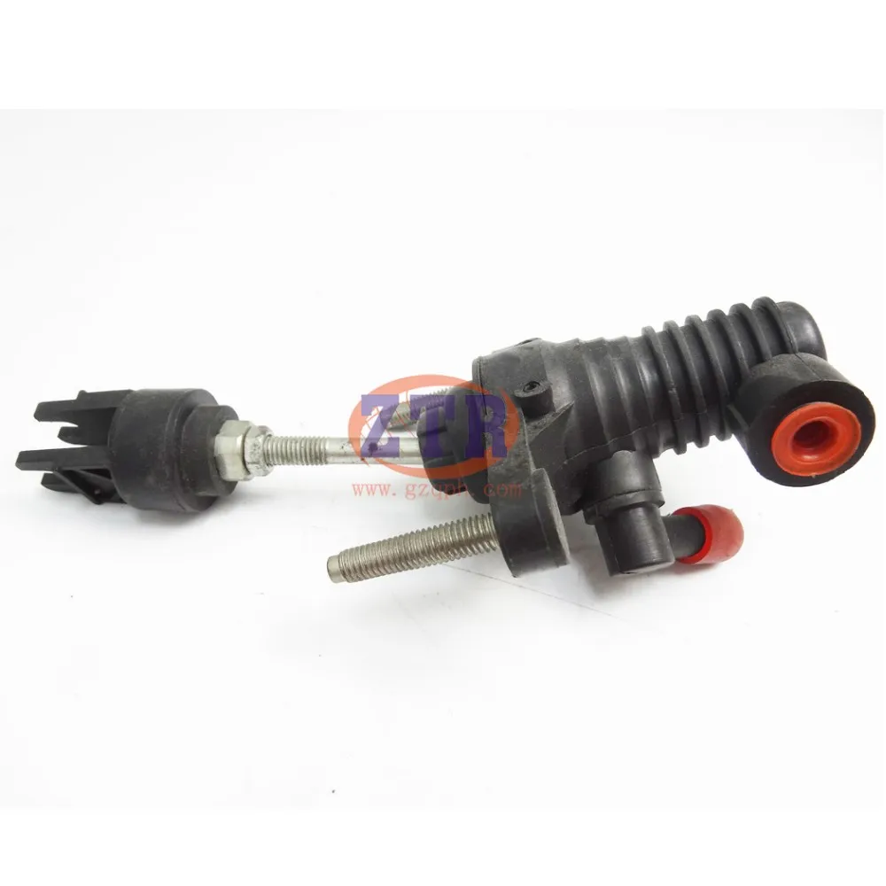 Auto Parts Clutch Master Cylinder Assy For Hiace Kdh20 2013-2016 31420 ...