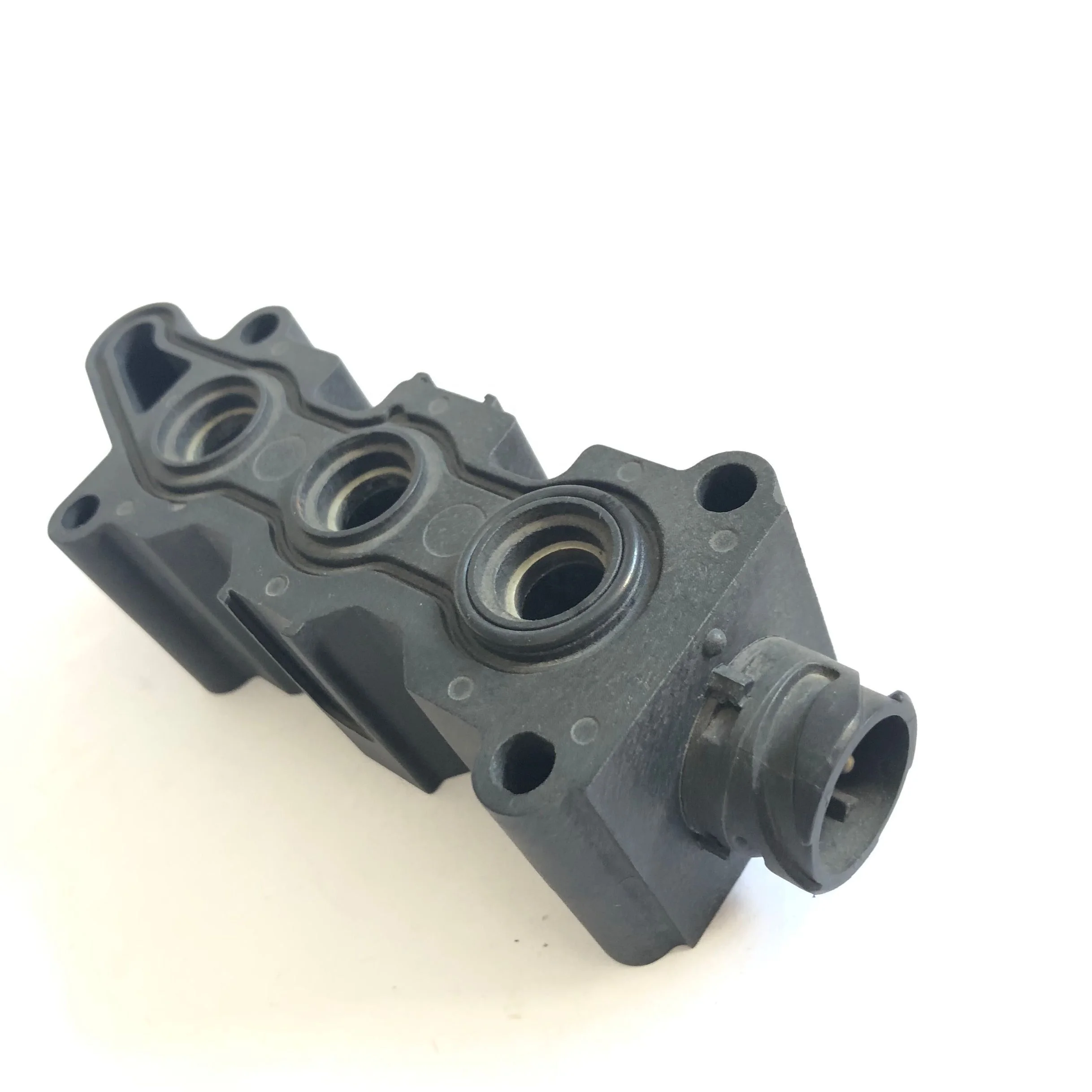 Truck Parts Solenoid Valve Coil ECAS Solenoid Valve 4422002221 1337735 ...