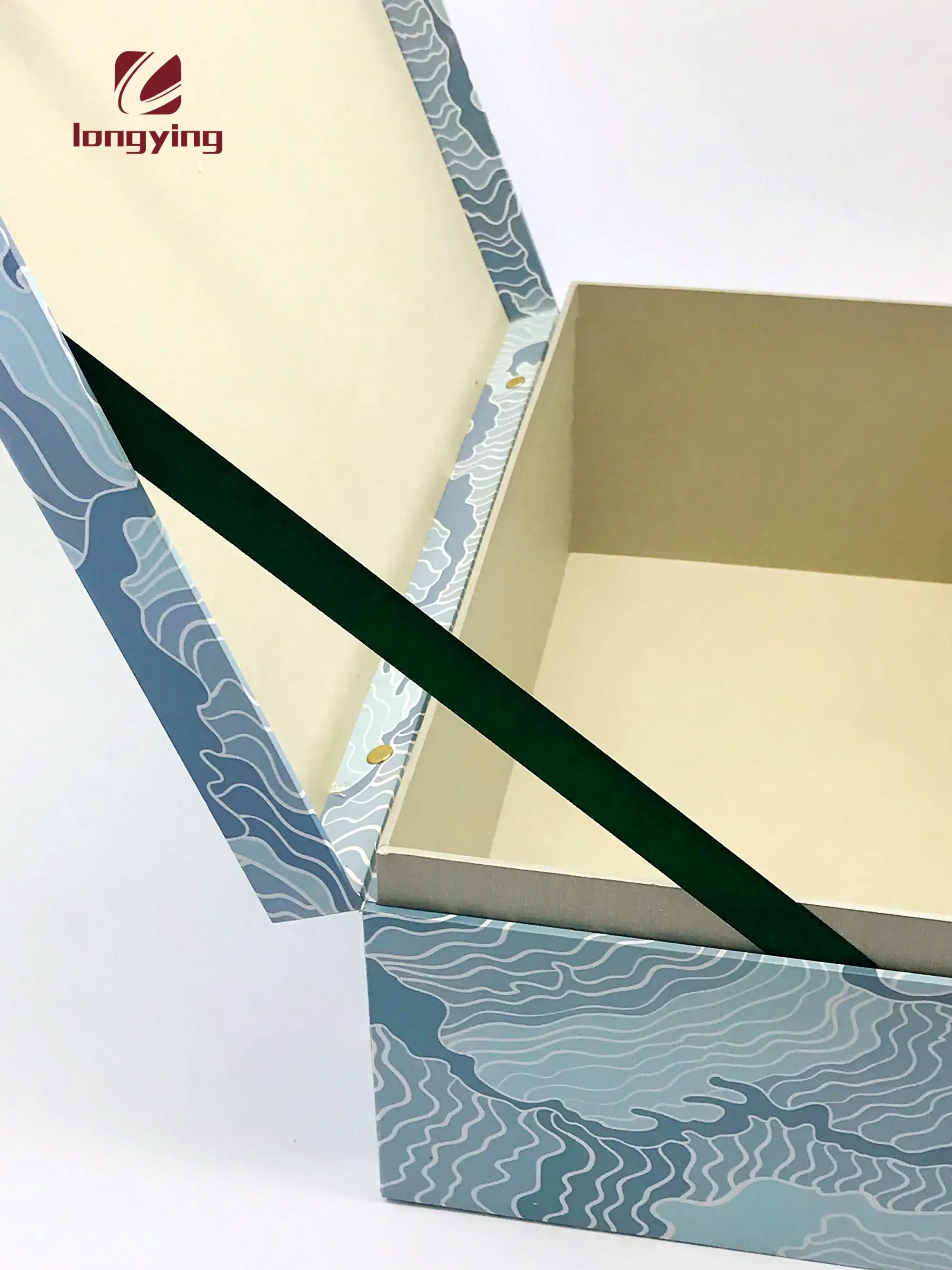 Elegant Luxury Blue Cardboard Gift Box for Apparel Packaging