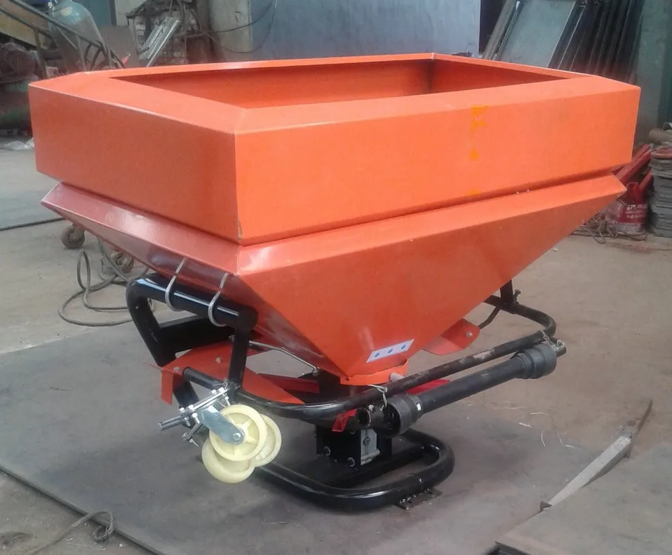 PTO Fertilizer Spreader for 40-60hp Tractors - High Efficiency