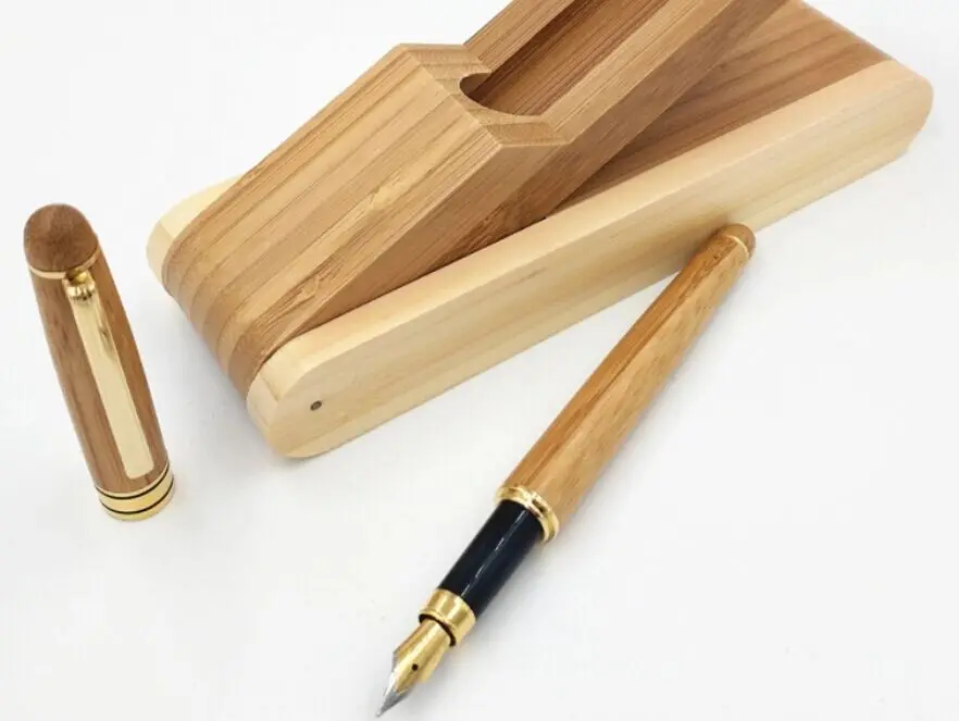 Maple Wood Pen Kit Box with Twisting Ballpoint Pens