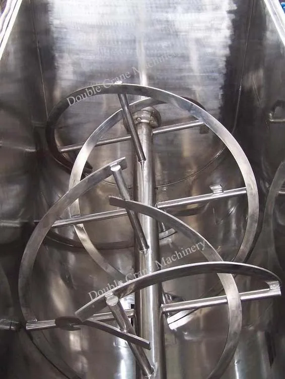 Cattle Feed Mixer with Horizontal Design - High Productivity