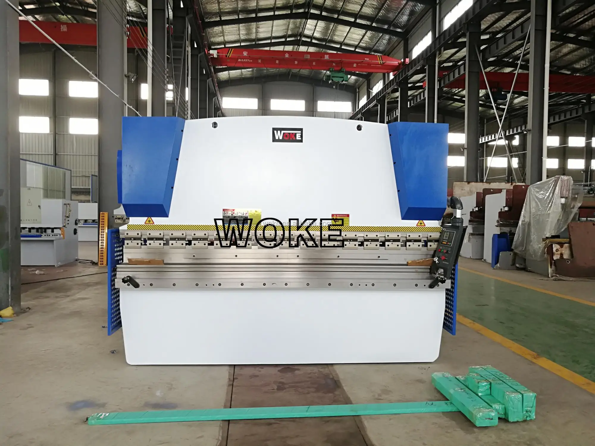 Small Hydraulic Sheet Metal Bending Folding Machine - Buy Iron Sheet ...