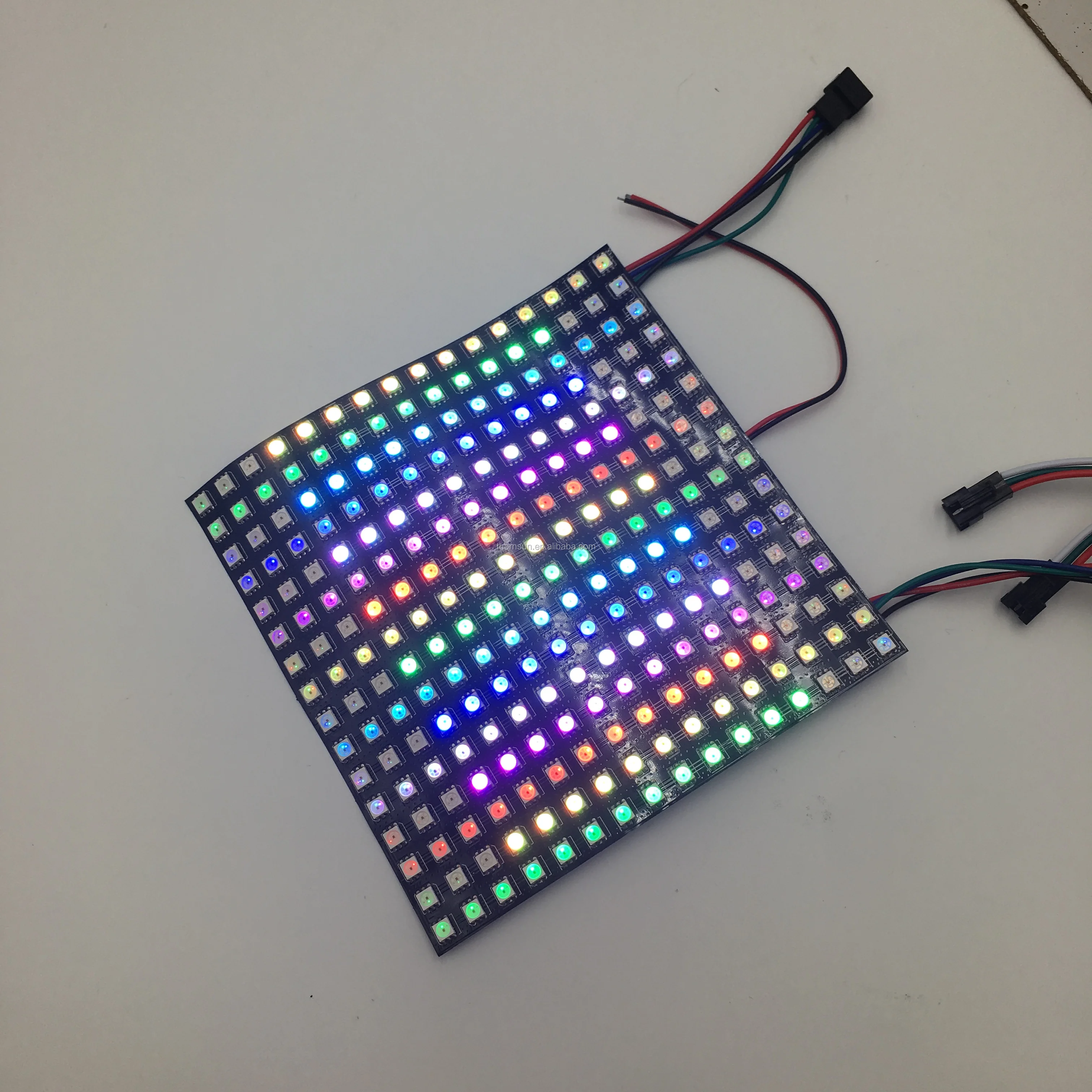 유연한 블랙 Pcb 16x16 P10 Rgb Apa102 Led 도트 매트릭스 디스플레이 야외 - Buy 블랙 도트 매트릭스,P10 Rgb 도트 매트릭스,16x16 도트 ...
