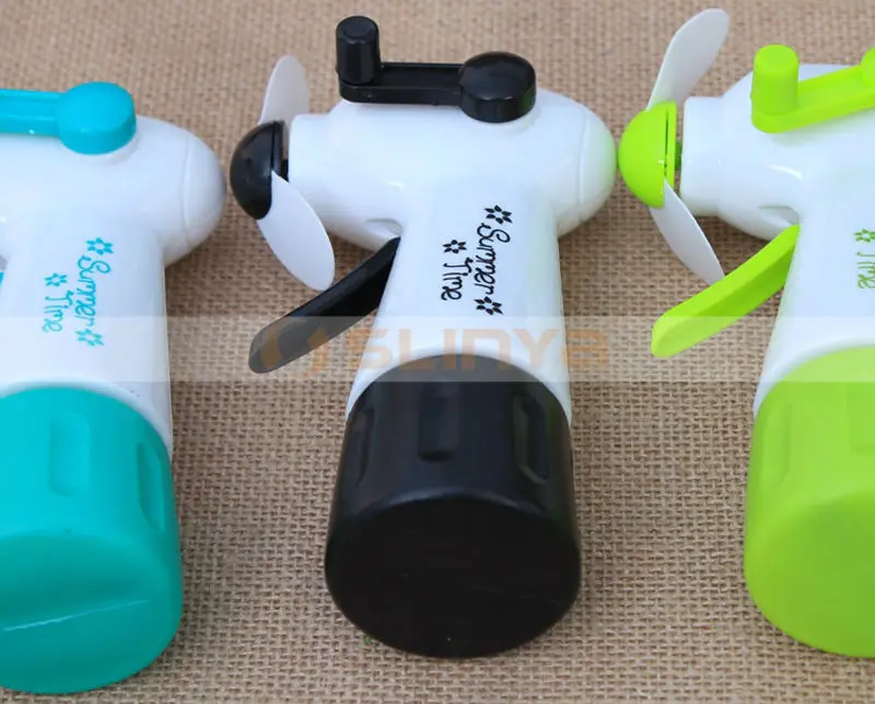Plastic Premium Gift Mini Hand Crank Toy Fan Kid Toy - Buy Toy Fan,Mini ...