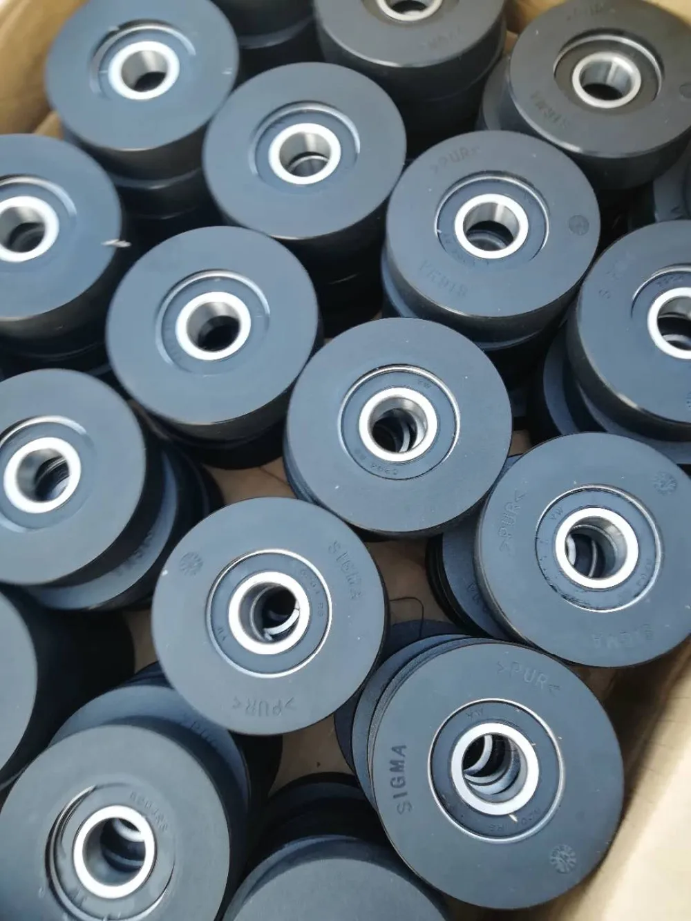 Lg Sigma Escalator Step Roller 80*22*6204 Escalator Roller - Buy Lg ...