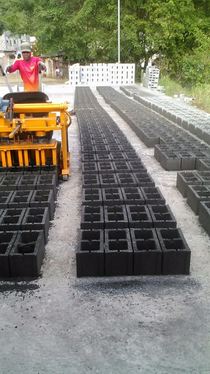 Concrete Egg Laying Block Machine QT40-3A Manual Brick Making Machine