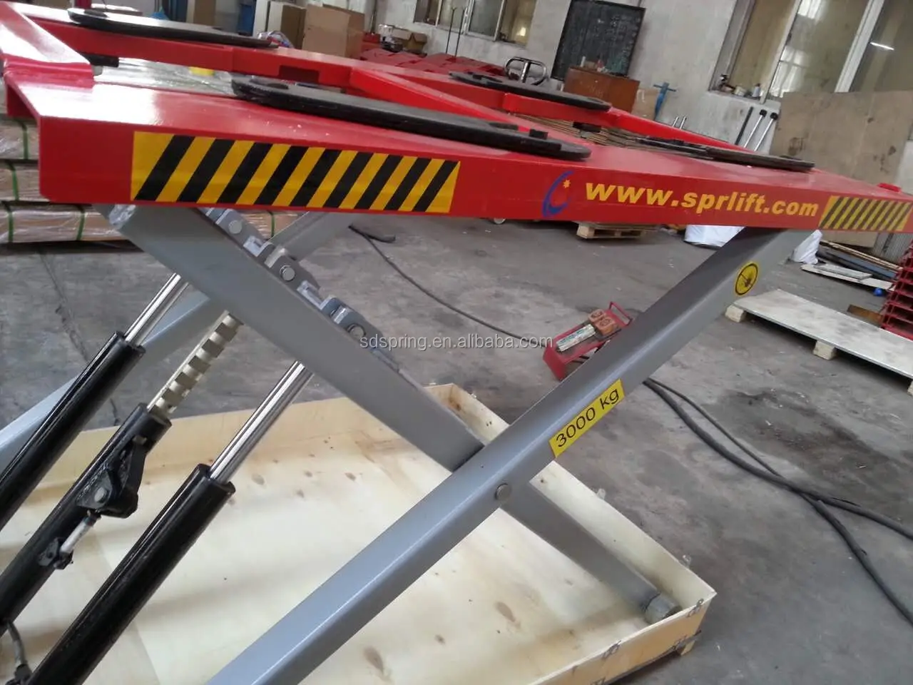 Simple And Lightweight Mobile Car Lift With Lifting Height 1.2m - Buy ...