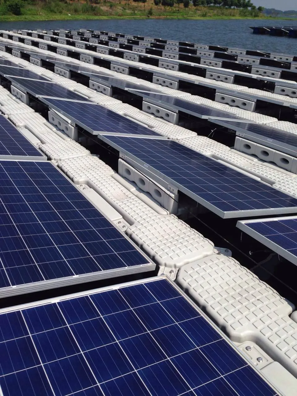 Plastic Floater for Floating Solar Panels - Durable & Efficient