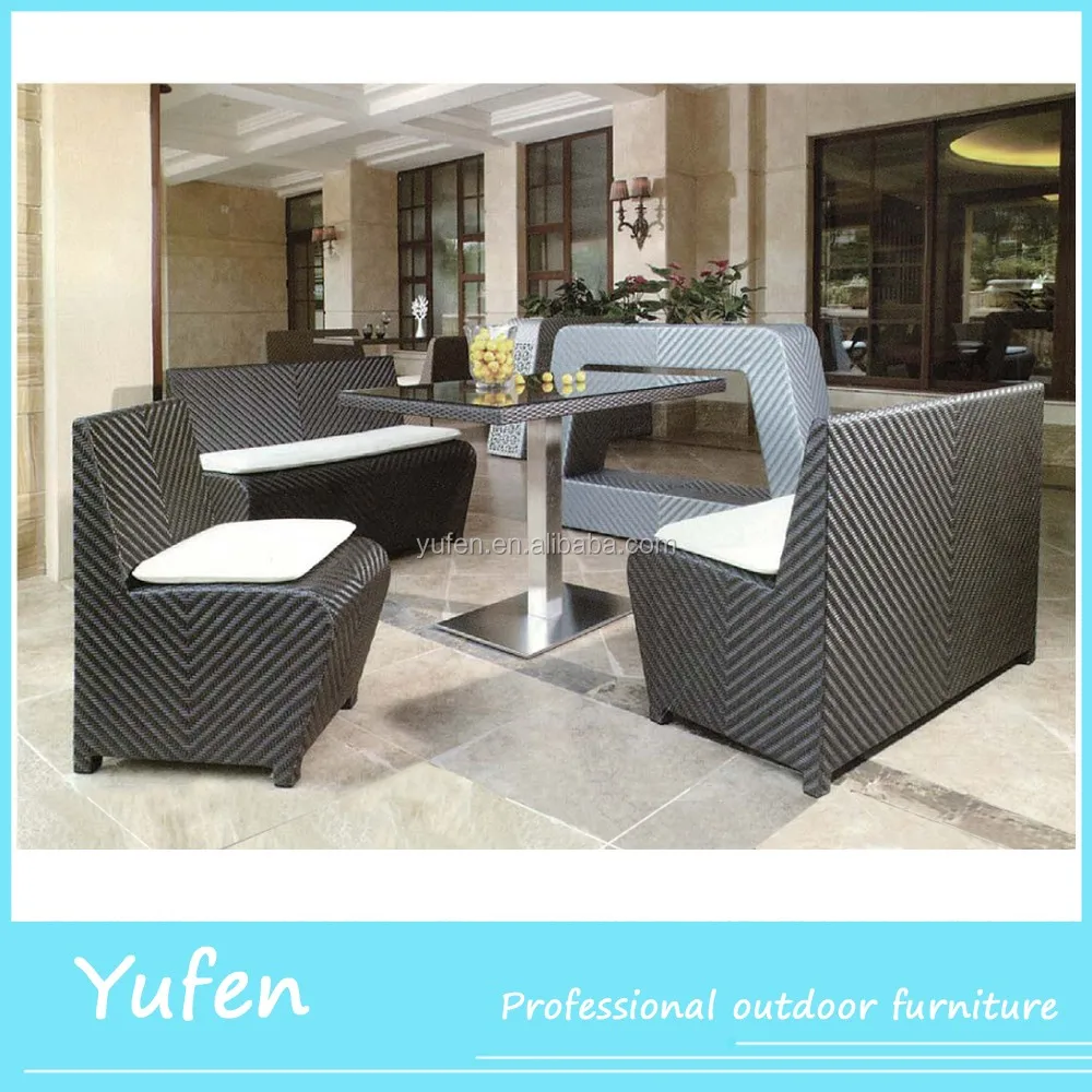 Modern Outdoor Booth Seating for Restaurants & Patios