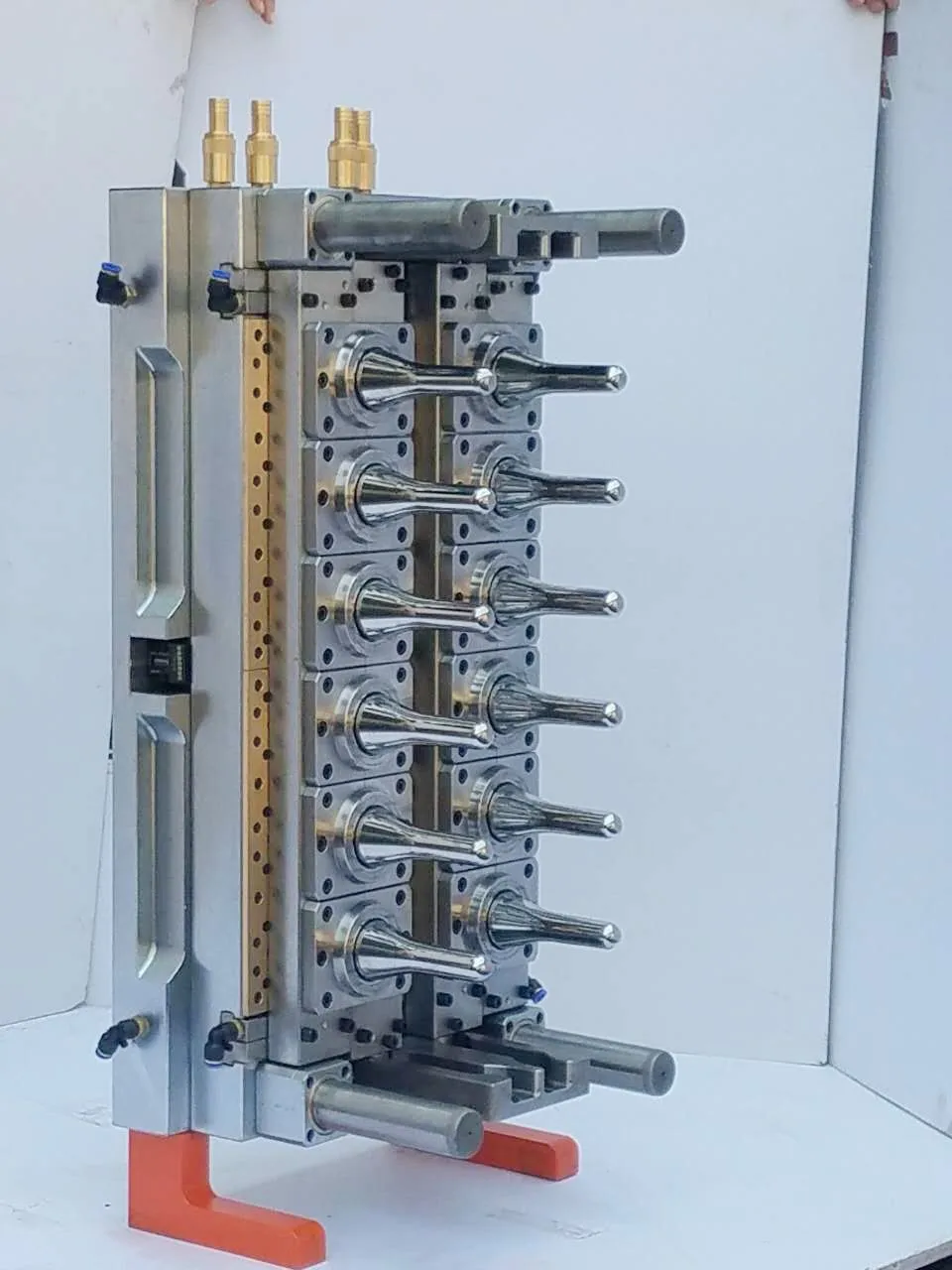 Hot Runner 12 Cavities Pet Preform Mould - Buy Economical Hot Runner 12 ...