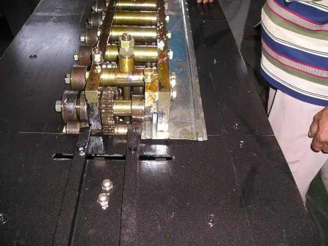 Pittsburgh Sheet Metal Lock Former - Auto Lock Forming Machine