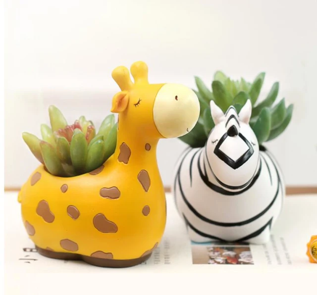 Roogo Home Resin Outdoor Mini Garden Desktop Succulent Green Plant ...