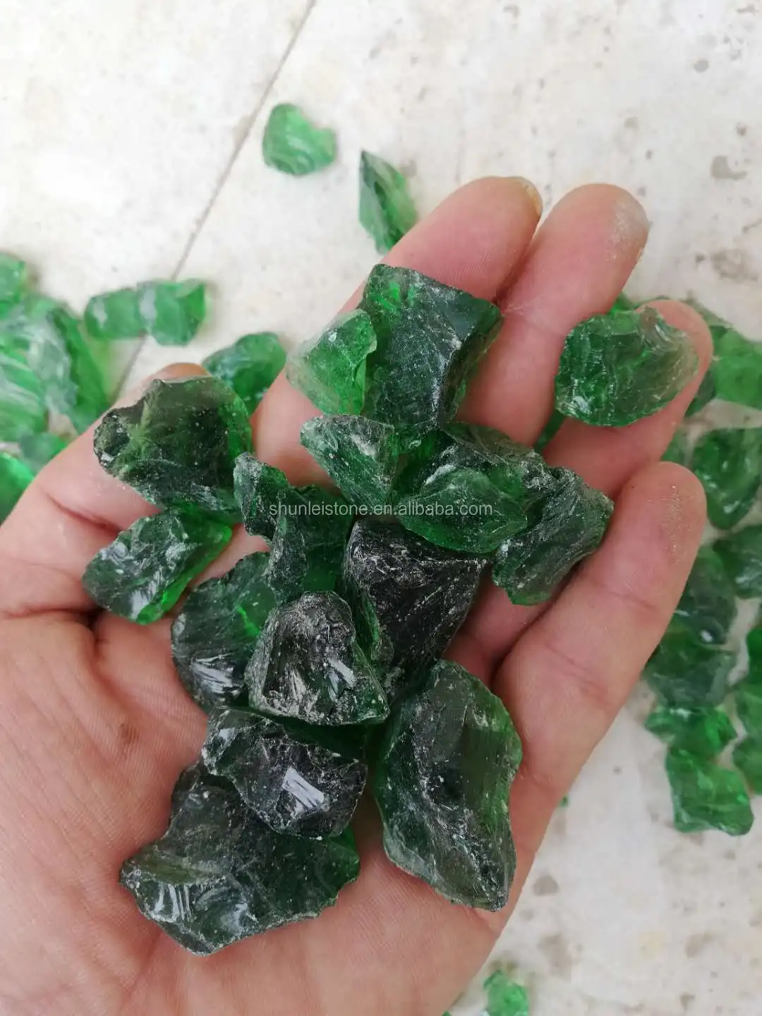 Decorative Dark Green Glass Rocks - Modern & Durable