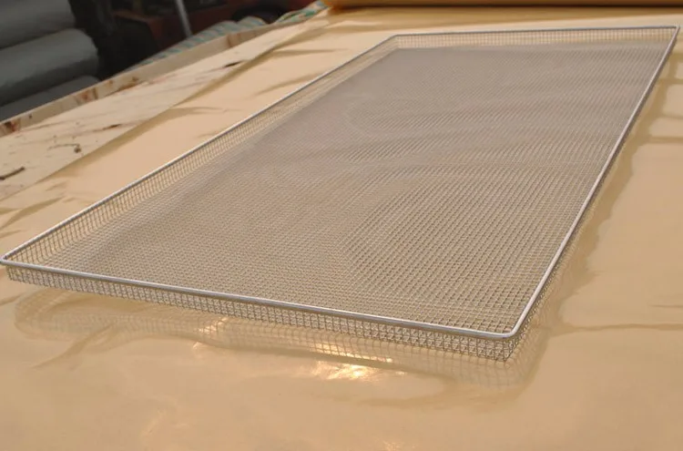 Stainless Steel Oven Mesh Baking Trays - Durable & Versatile