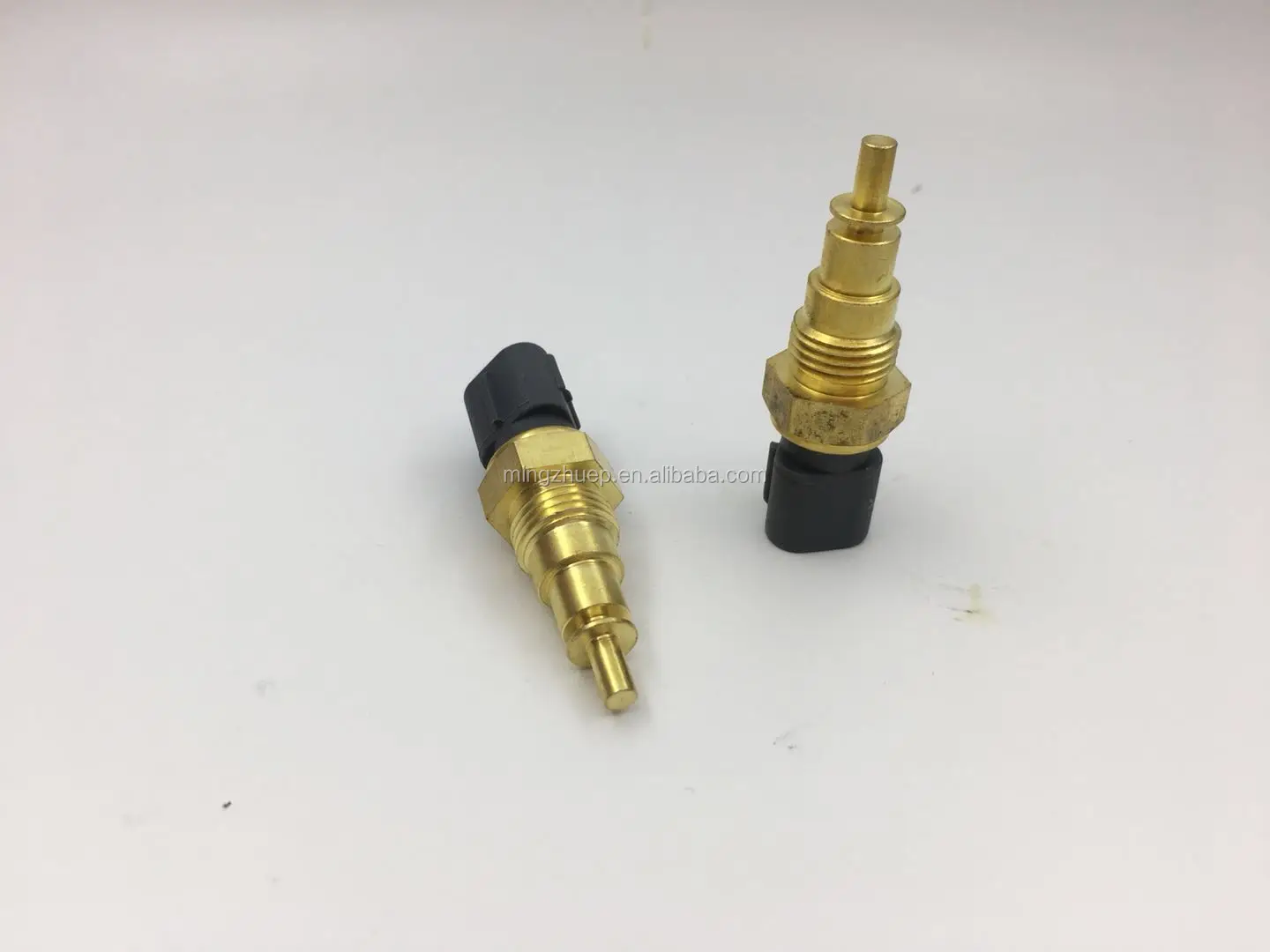 4HK1 Water Temperature Sensor - Reliable Performance