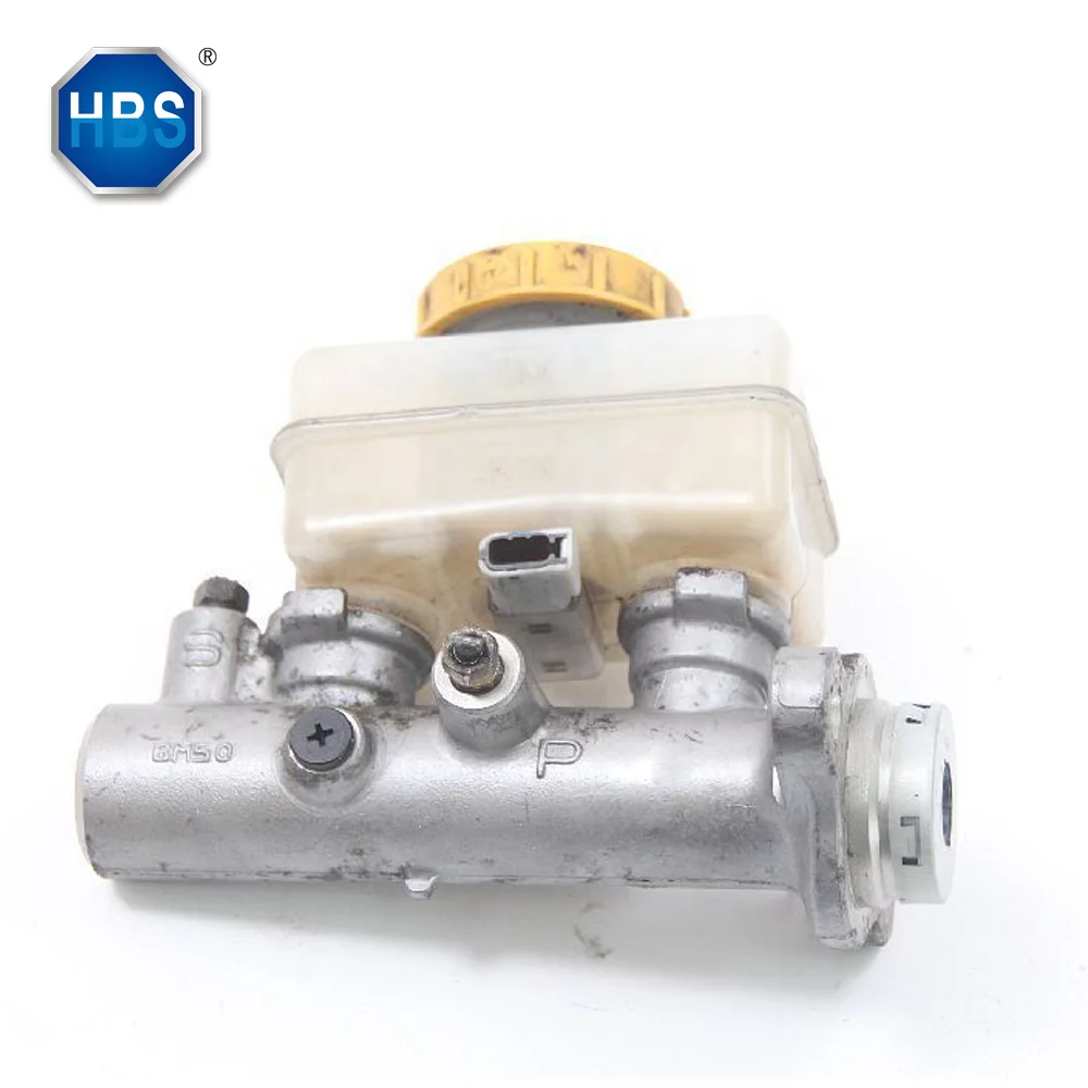 Hydraulic Brake Master Cylinder for Nissan D22 - OEM 46010-VK104