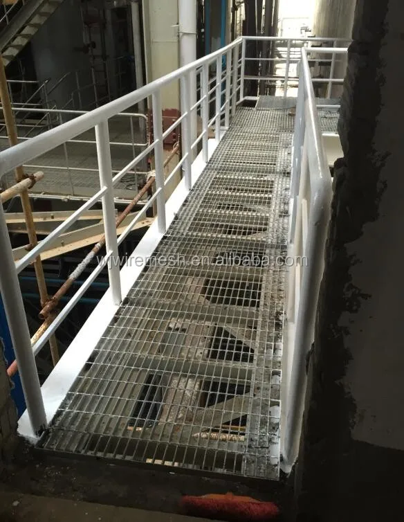 PUB Gal Vehicular Grating for Entrance Culvert - Durable & Versatile