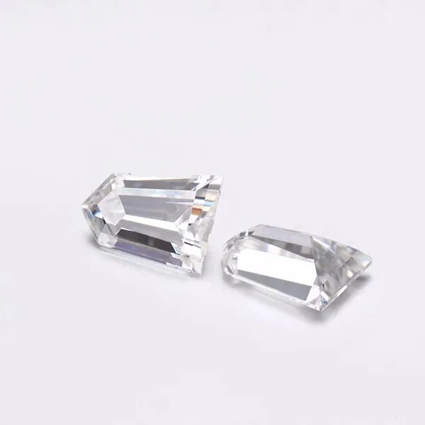Loose Gemstone White Color Taper Bullet Cut Synthetic Moissanite For ...