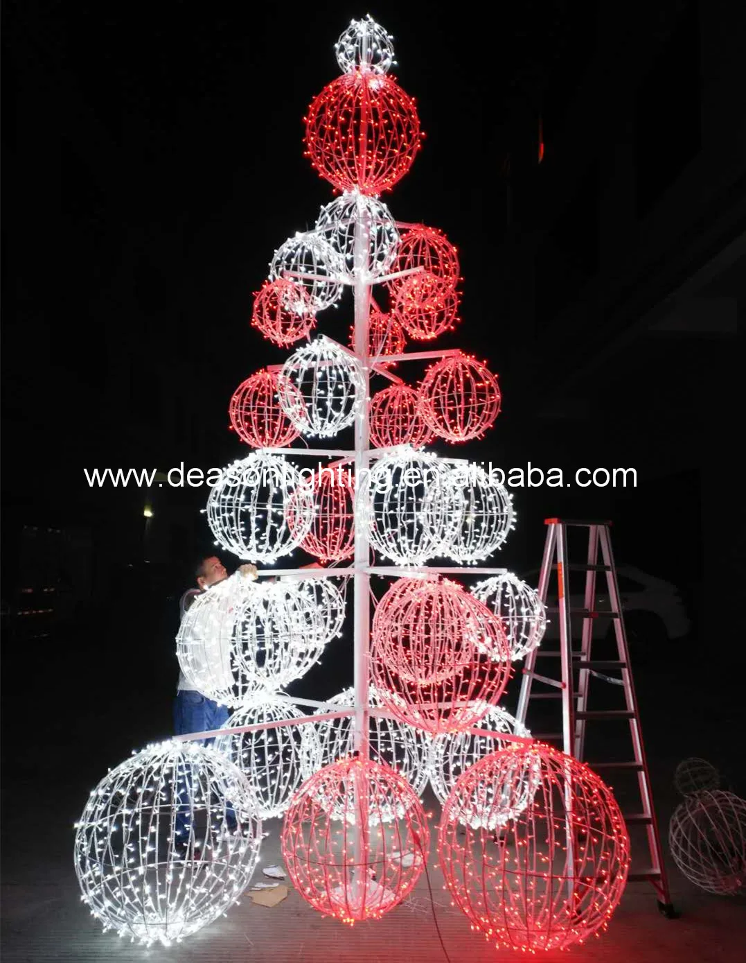 Animated LED Christmas Tree - Deasonlighting Certificates