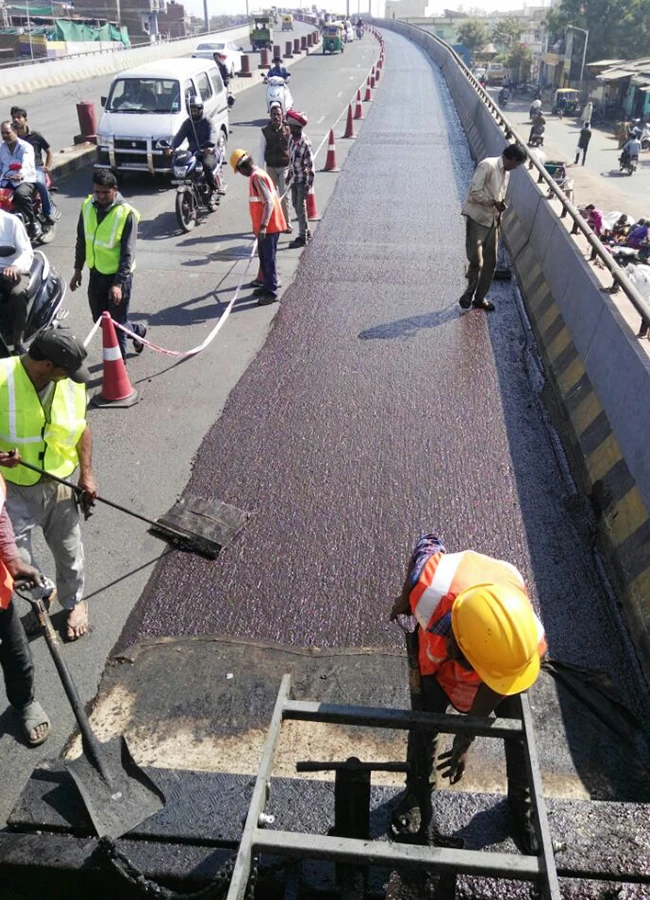 Best Price Asphalt Slurry Seal Paving Machine for Hot Sale