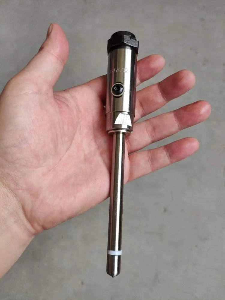 Diesel Fuel Engine Pencil Injector Nozzle 7w7032 - Buy Diesel Fuel Pump ...