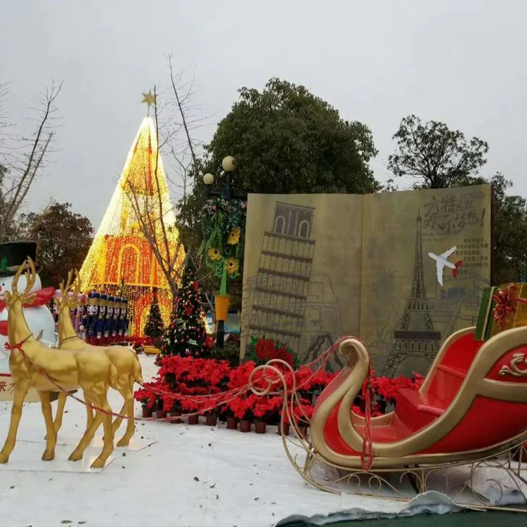 Large Life-Size Outdoor Santa Sleigh Christmas Theme Sculpture