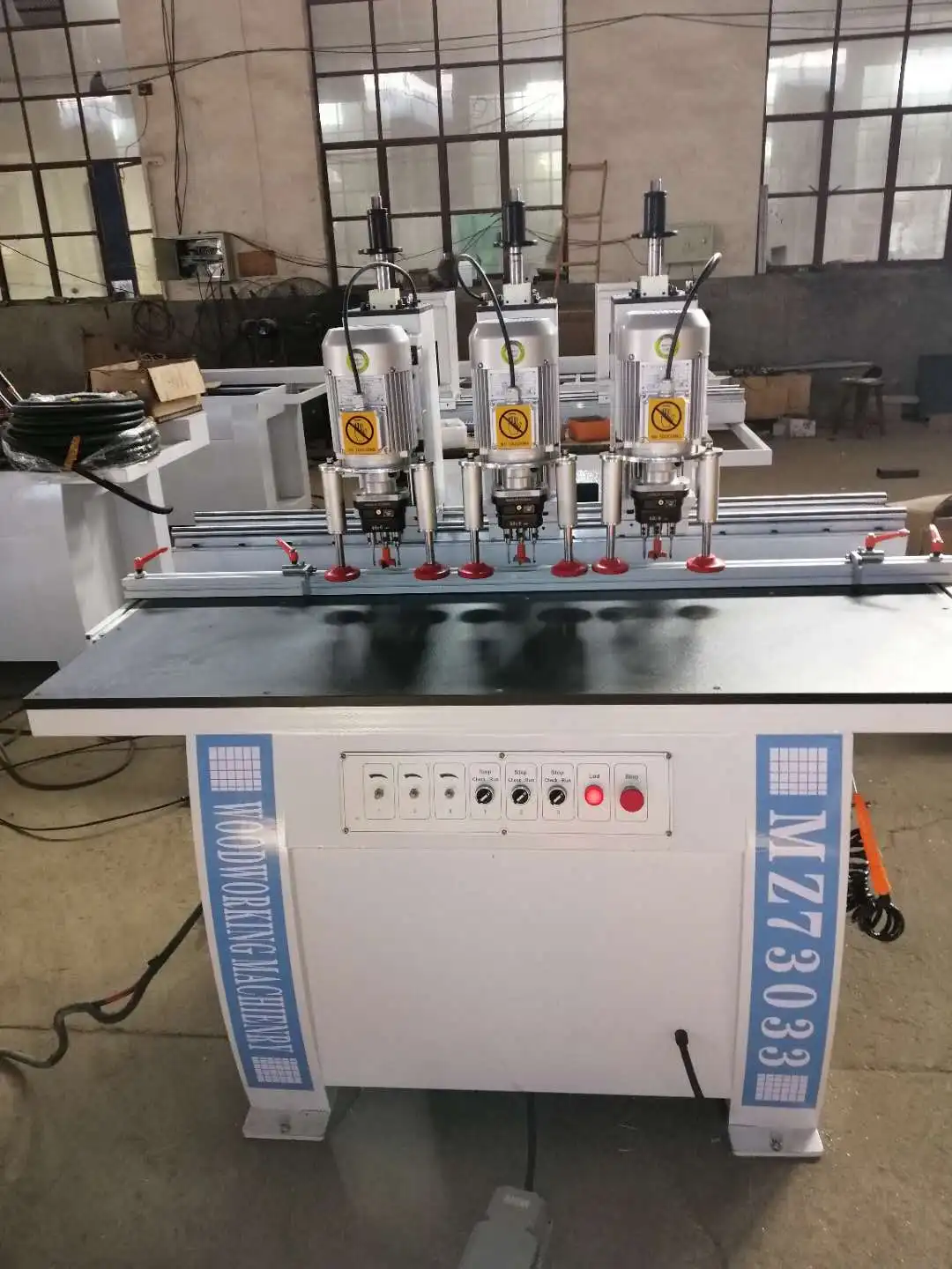 MZ73031A Multi Heads Hinge Boring Machine for Woodworking