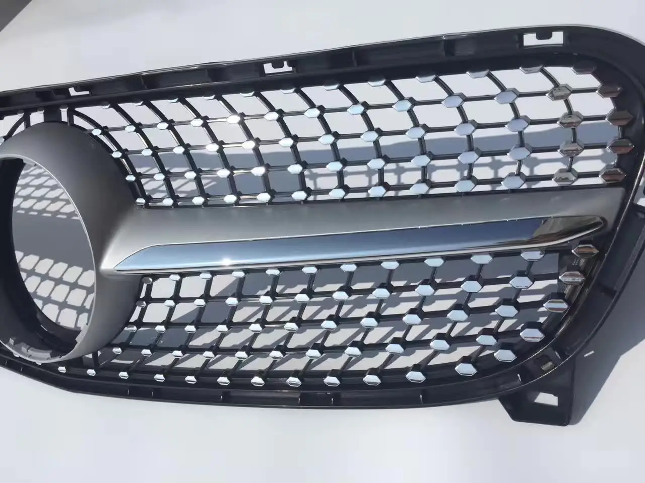 New Amg Grill Abs Chrome Diamond Black Grille For Mercedes Gla X156 Amg ...
