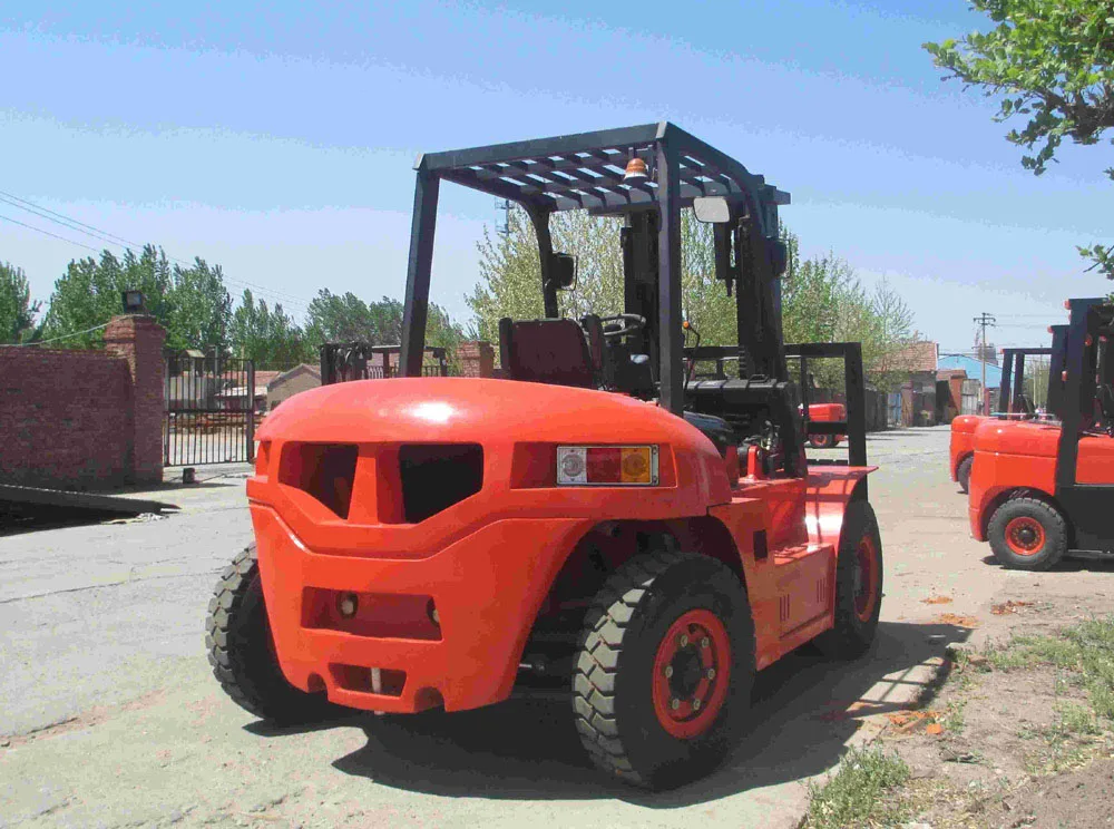 7 Ton Forklift with Automatic Transmission - Diesel Power