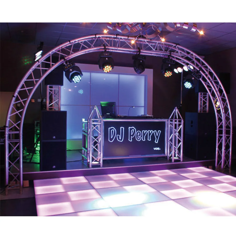 Constructing A Curved Stage