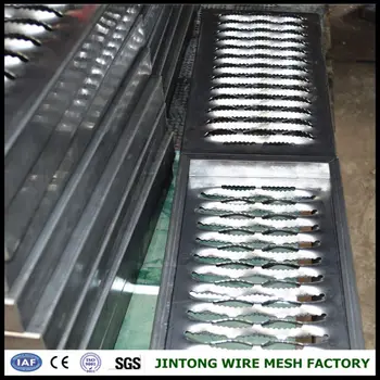 Punched Plate Screen Metal Plate Perforated Metal Grip Strut Safety ...