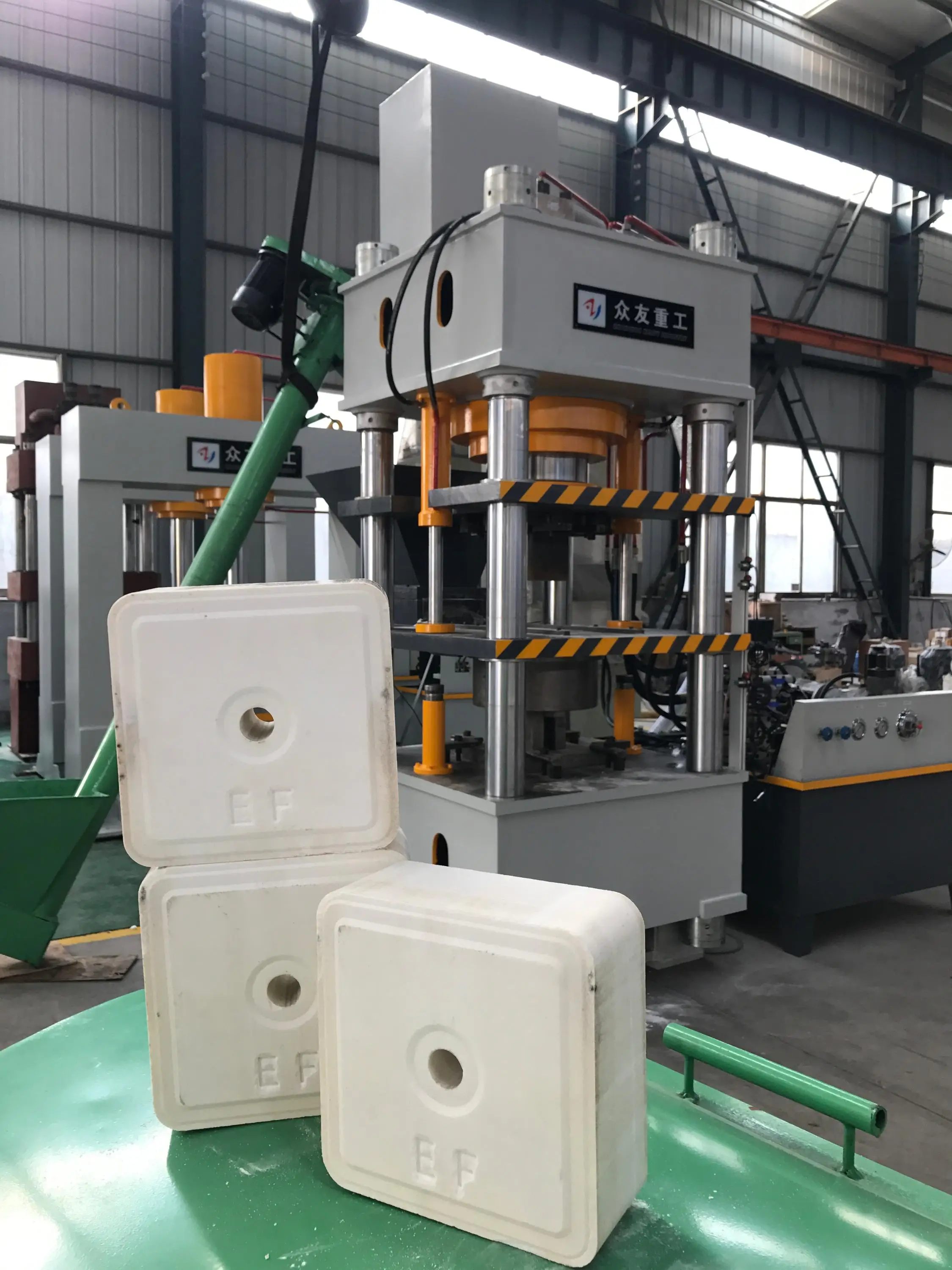 315 Tons 3kg Cattle Lick Salt Block Press Machine| Alibaba.com