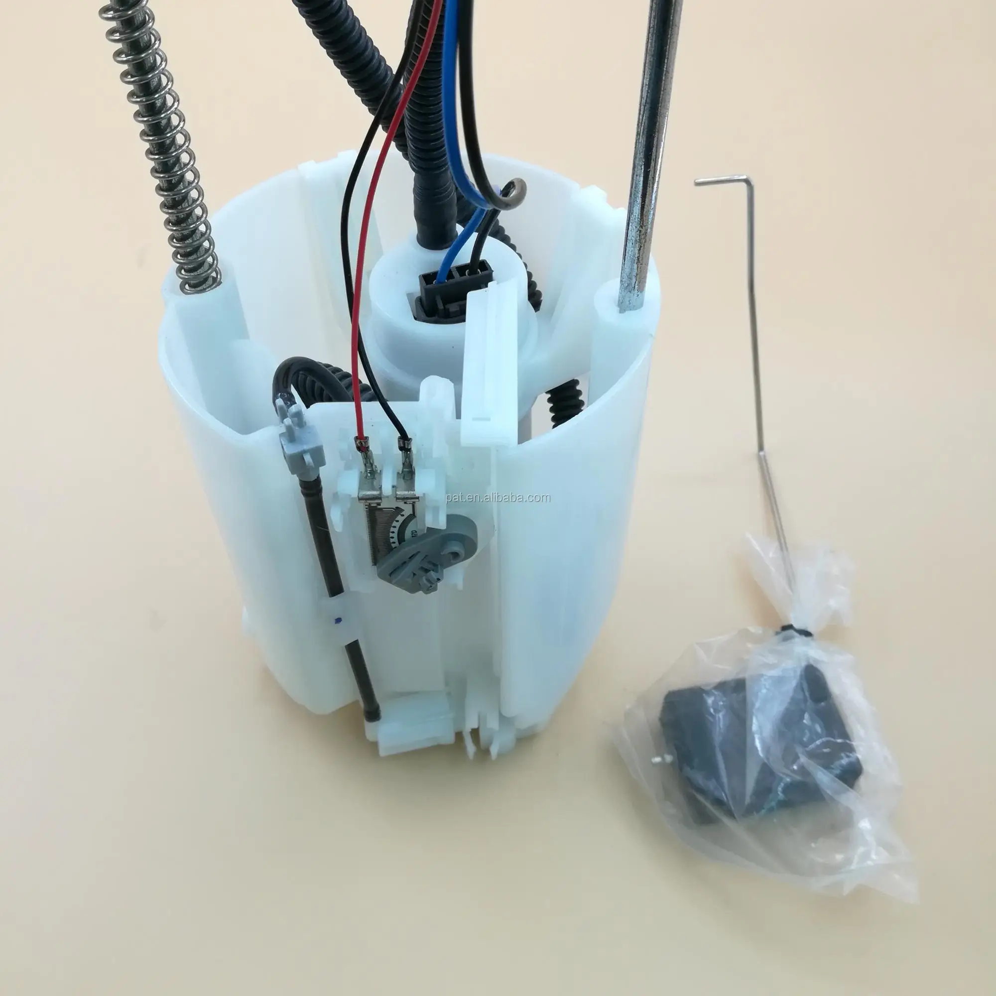 Pat Fuel Pump Assembly Fit For L200,L200 Sportero New Type 1760a221 ...