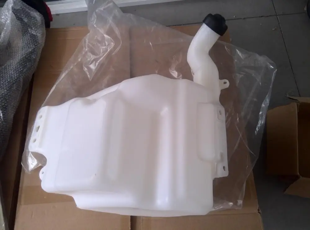 Truck Parts Water Tank Expansion Tank 1854255/1850266/1769441 Fit For ...
