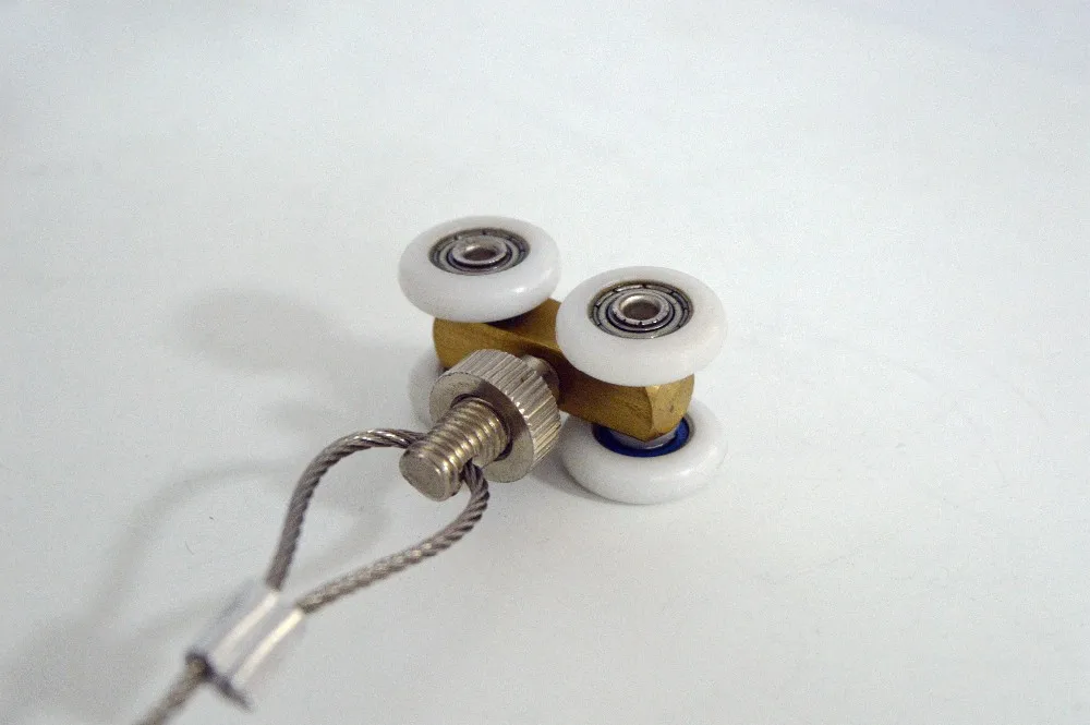 C-track - Premium Picture Hanging System for Art Galleries