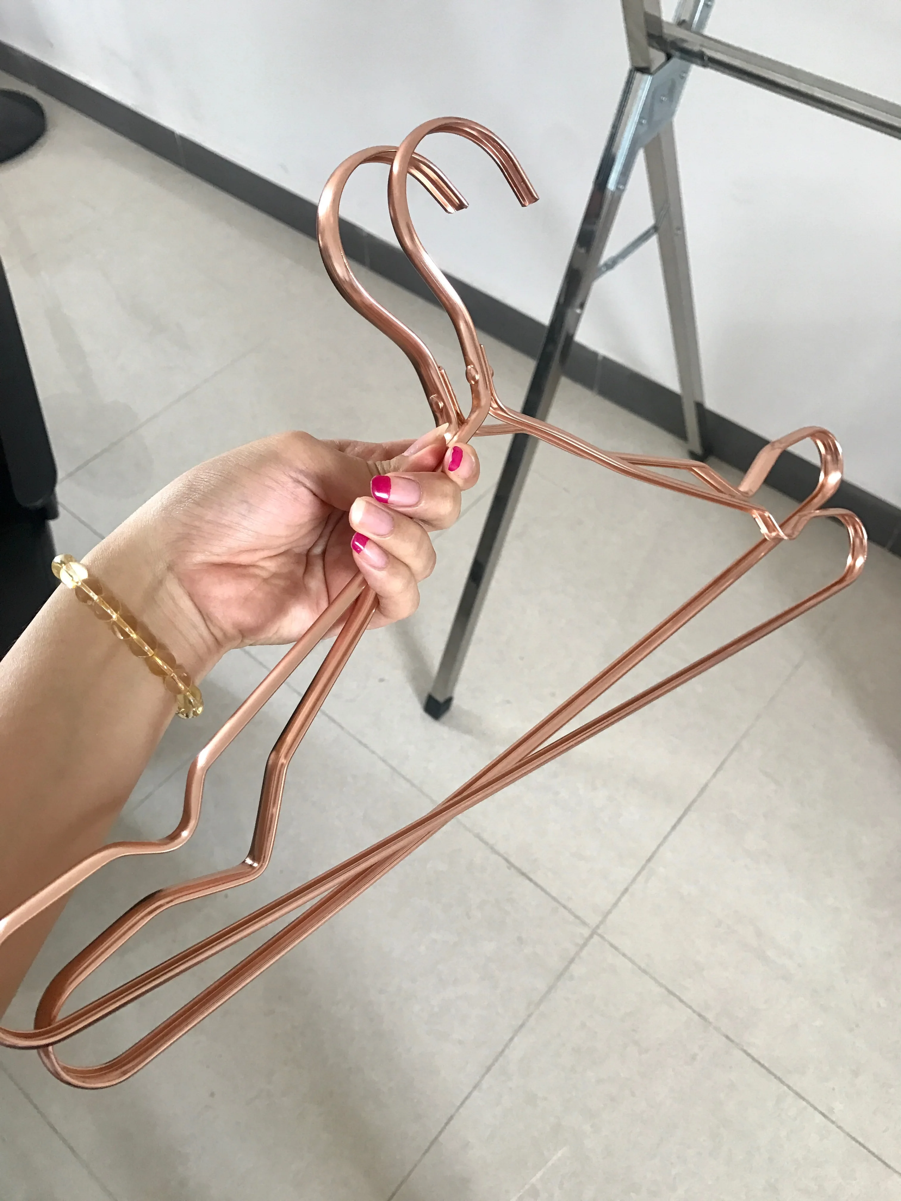 Alu Commercial Fancy Clothes Hangers For Laundry Room - Buy Fancy ...