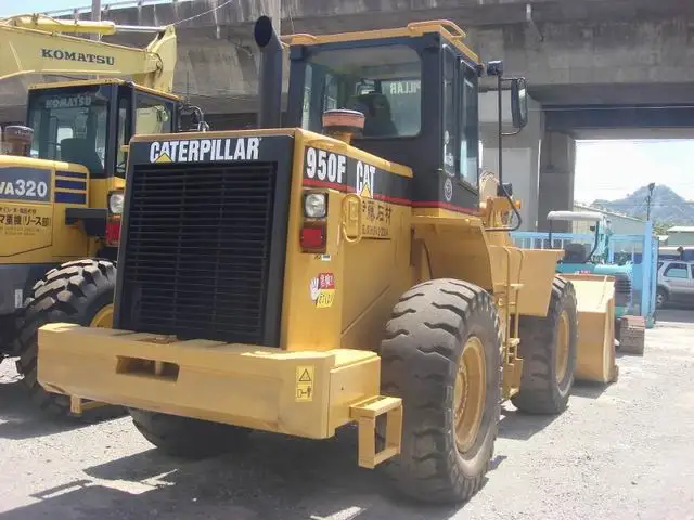 Caterpillar 950F Wheel Loader - High Digging Power & Versatility