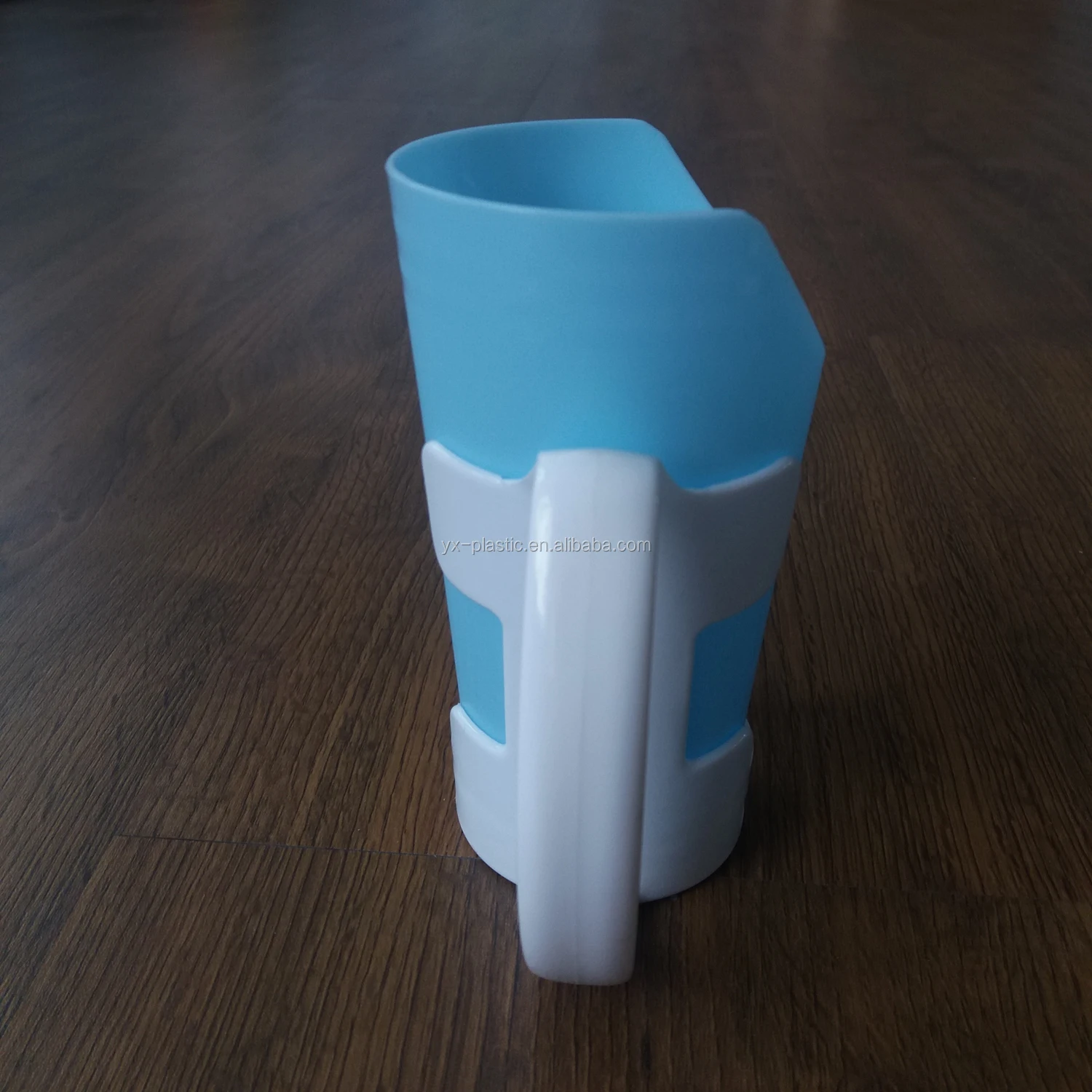 Customized Plastic Cup With Hand Grip Holder For Hospital - Buy Hand ...