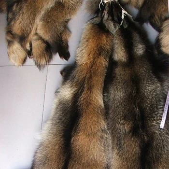 Chinese Wholesale Raccoon Fur Skin Raw Raccoon Fur Pelt Fur Skin - Buy ...