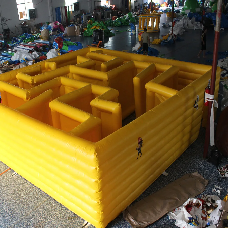 High Quality Inflatable Maze - Fun Outdoor Event Game