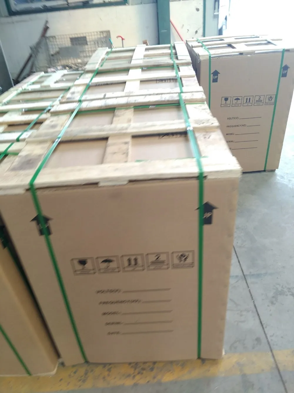 High Production Cube Ice Machine - 1000lbs Commercial Ice