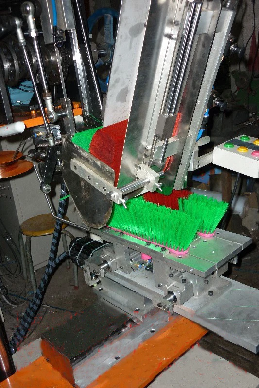 2 Axis Brush Broom Tufting Machine - Buy Cnc High Speed 2 Axis Broom ...