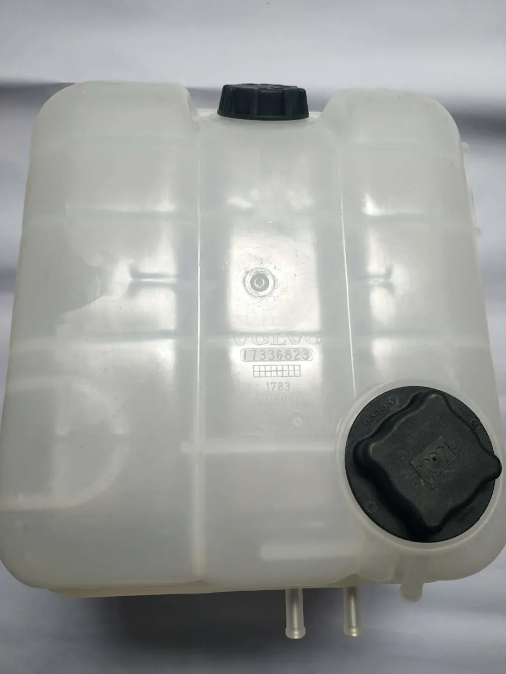 water expansion tank 20880612 excavator coolant tank 17336824 for sale ...