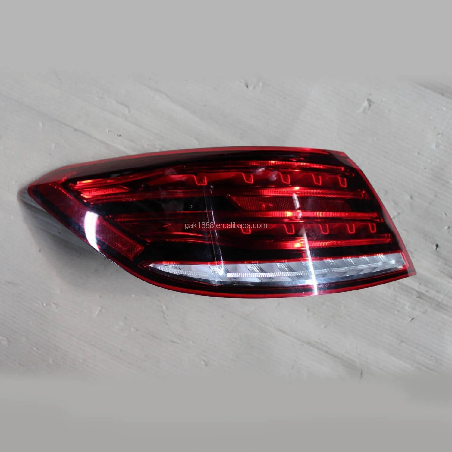 Gak Tail Lamp L 2079063300 R 2079063400 Fit For E-a207 E-c207 - Buy ...
